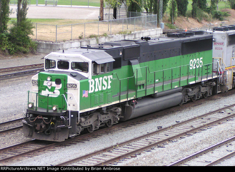 BNSF 9235